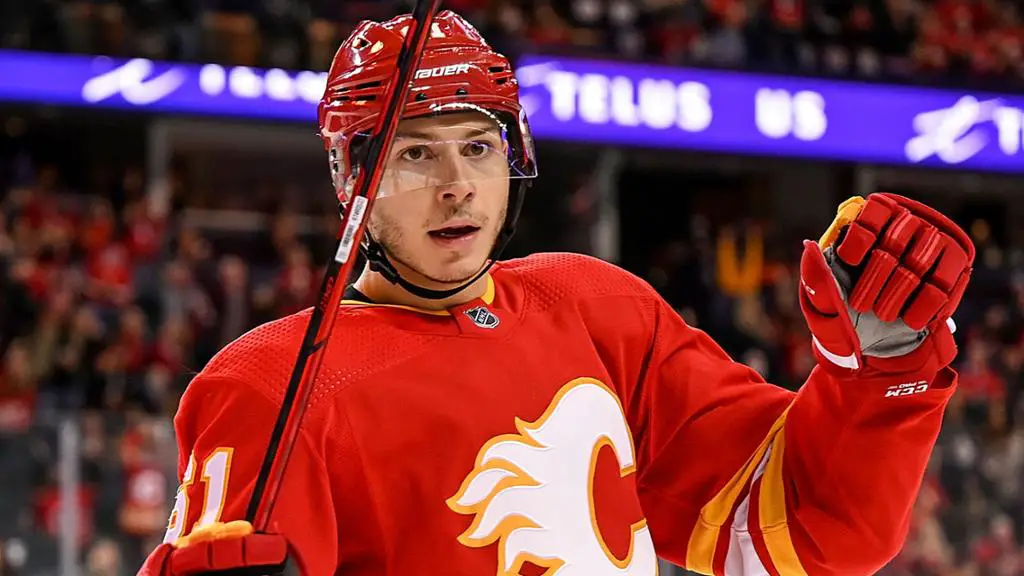 The Calgary Flames should re-claim Walker Duehr - The Win Column